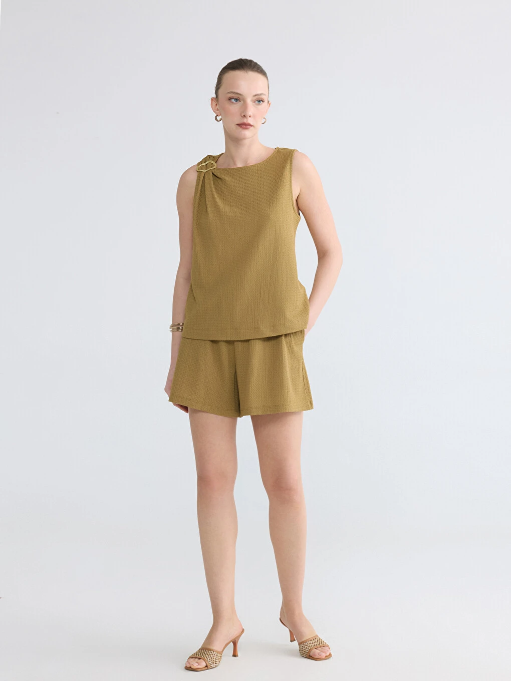 LCW EVERYDAY Nabrana Bluza Sa Okruglim Izrezom