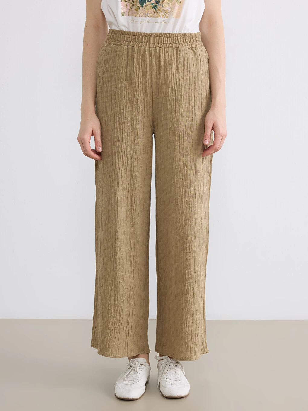 LCWAIKIKI Classic Ženske Pantalone Sa Elastičnim Strukom I Širokim Nogavicama