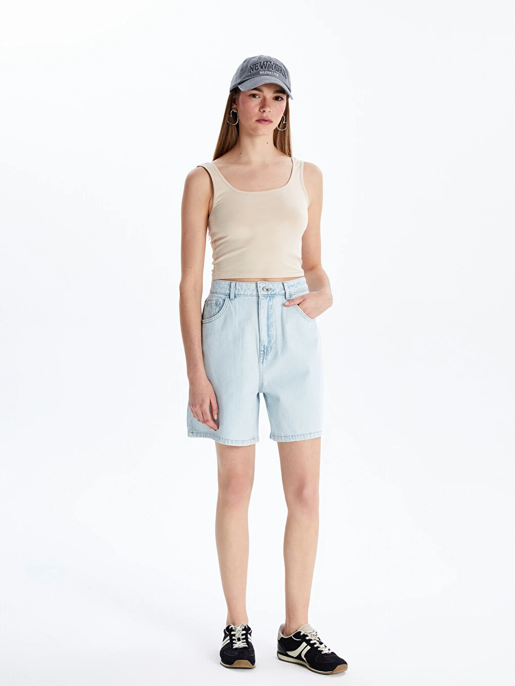 XSIDE Crop Top Za Žene Sa U Izrezom