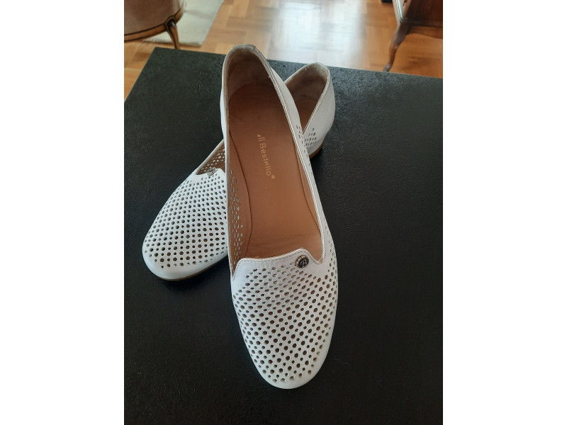 Bele baletanke br.39-25cm nove