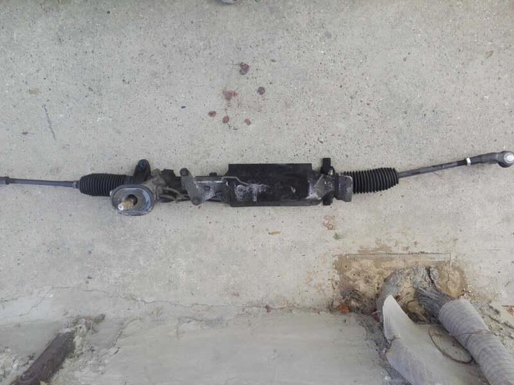 SERVO LETVA GOLF 4 ZA VOLKSWAGEN GOLF 4 | delovi za golfa 5