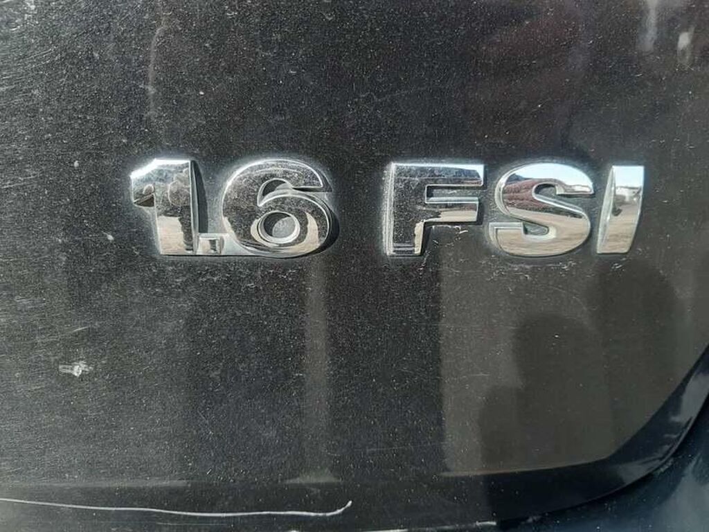 KOMPLETAN AUTO U DELOVIMA ZA VOLKSWAGEN GOLF 5 | Delovi golf 5
