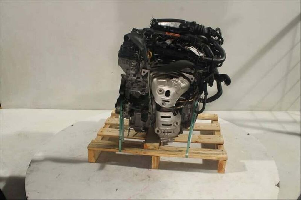 KOMPLETAN MOTOR 1.33 VVT-I 16V ZA TOYOTA AURIS OD 2013. DO 2018. GOD