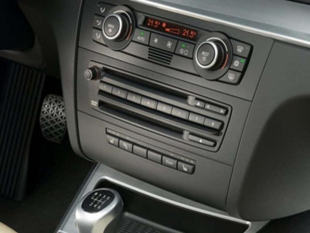 PREKIDAČI ZA BMW SERIJA 1 OD 2004. DO 2011. GOD