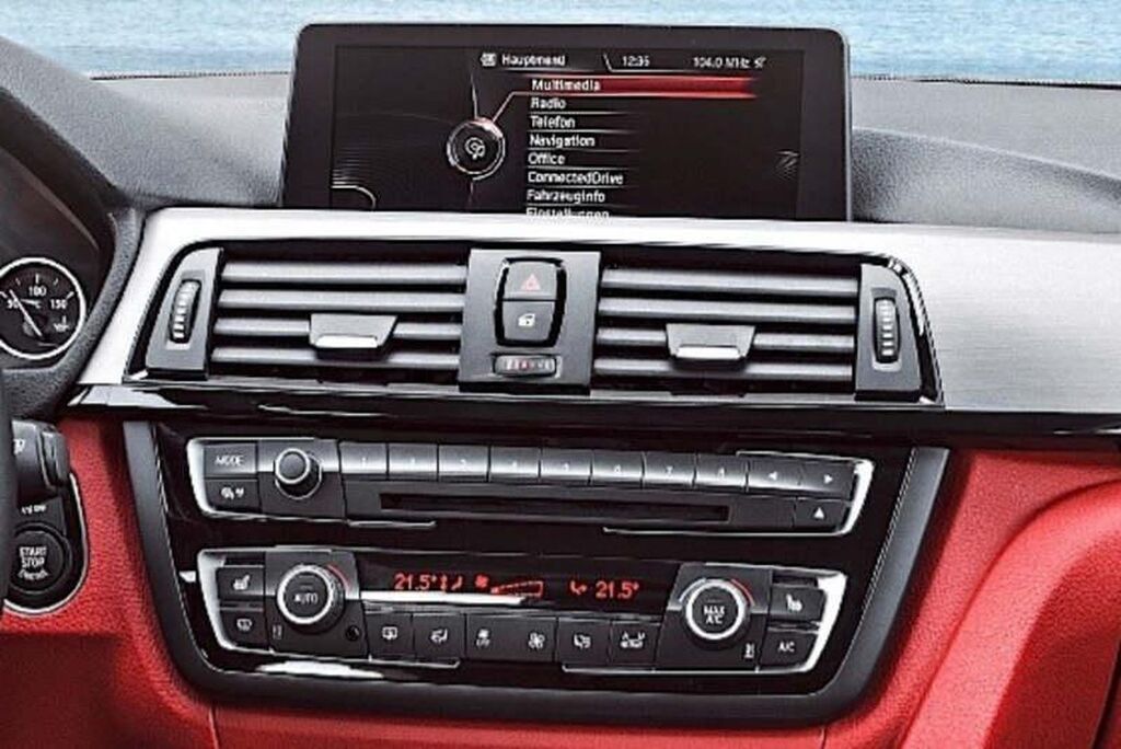 RADIO / CD / DVD ZA BMW 420