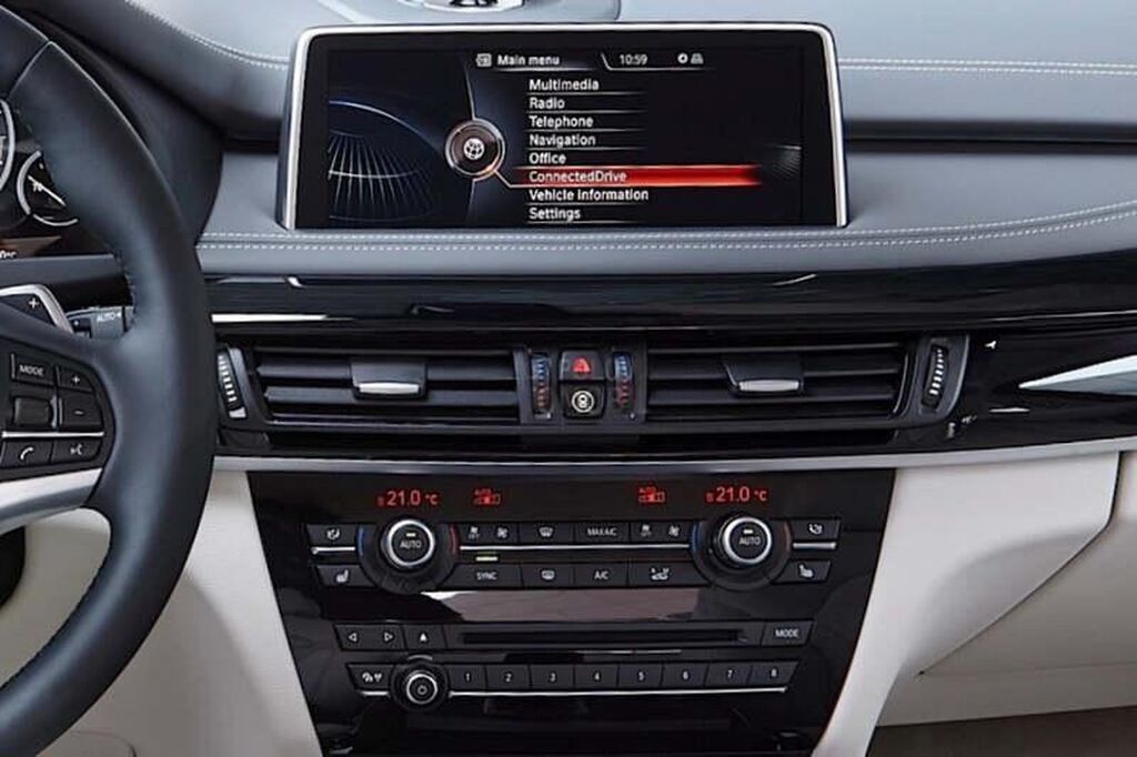 RADIO / CD / DVD ZA BMW X5