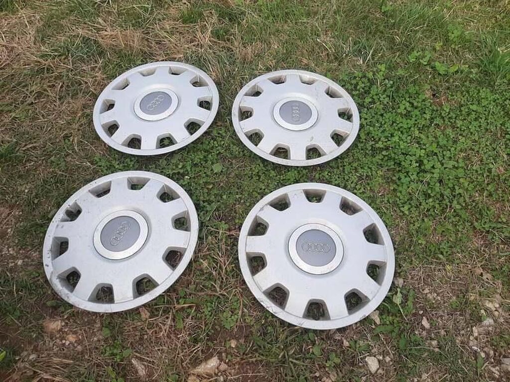 RATKAPNE 15 5 X 112 | Originalne audijeve ratkapne 15ice. cena 20e