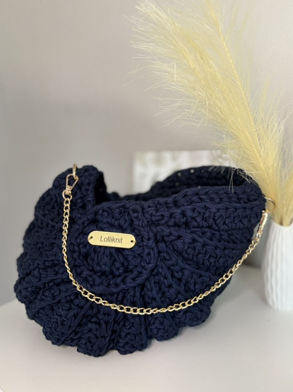 Ručna heklana torbica “Lolliknit” – tamnoplava - Materijal: debela