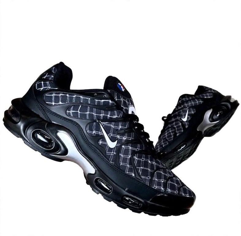 Nike Air Max Plus (Tn) – crno/siva mrežasta šara - Ikonični Air Max