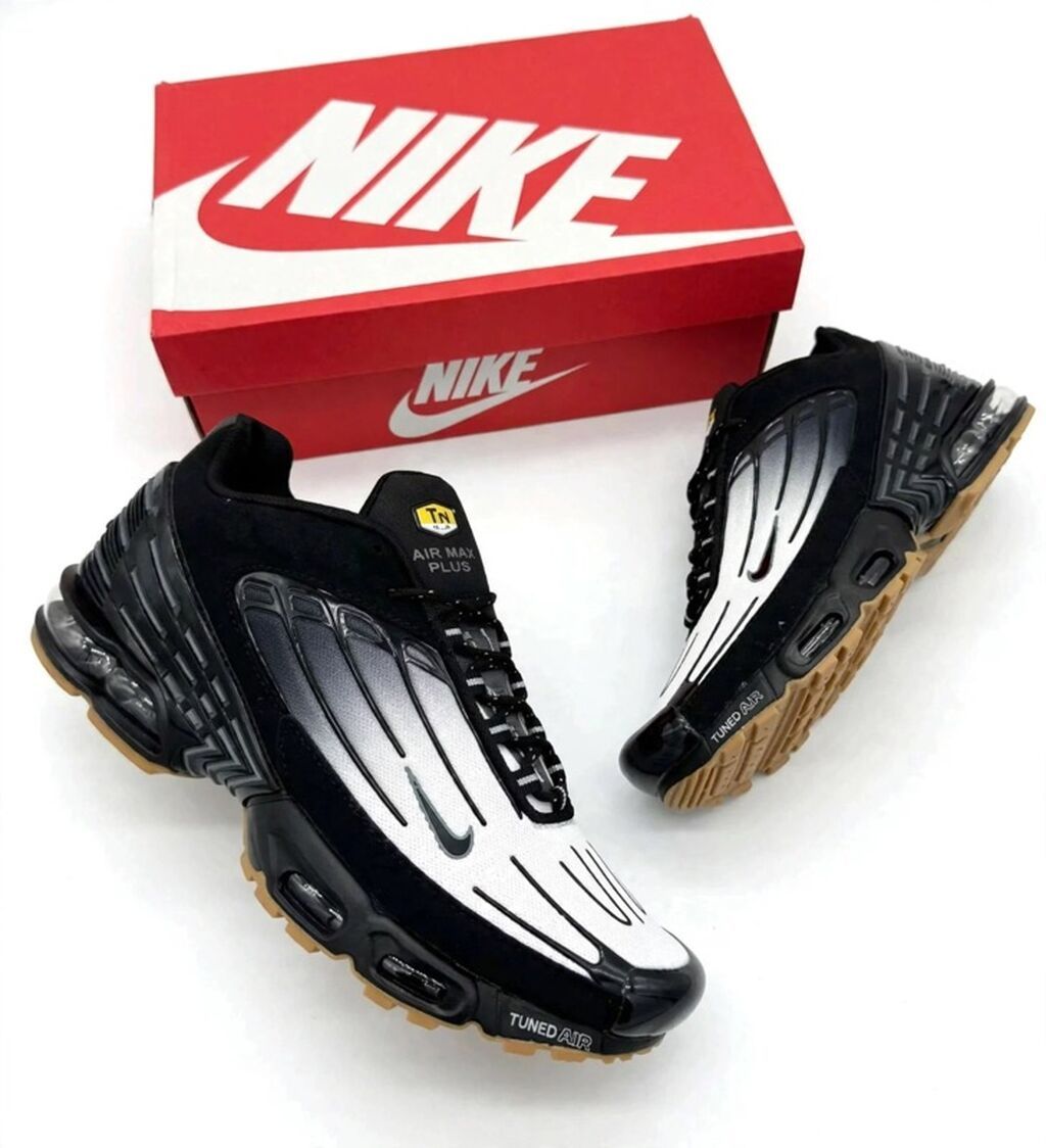Nike Air Max Plus Tn patike - Model: Air Max Plus (Tn / Tuned Air) -