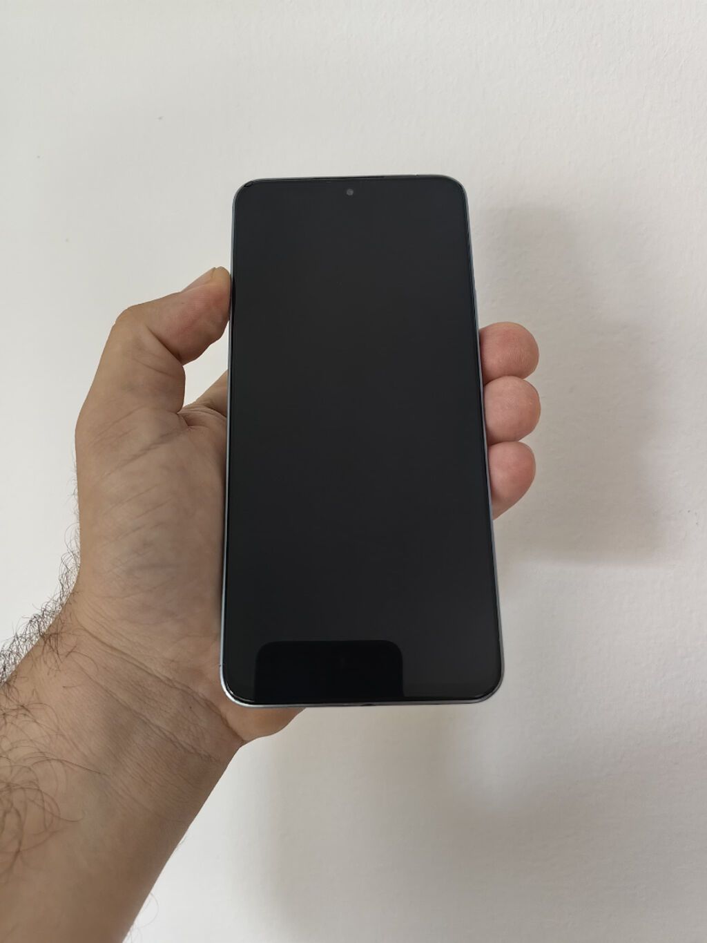 Honor 90 lite sivi dual sim sim free, sa 8/256 gb memorije. Na lajsni