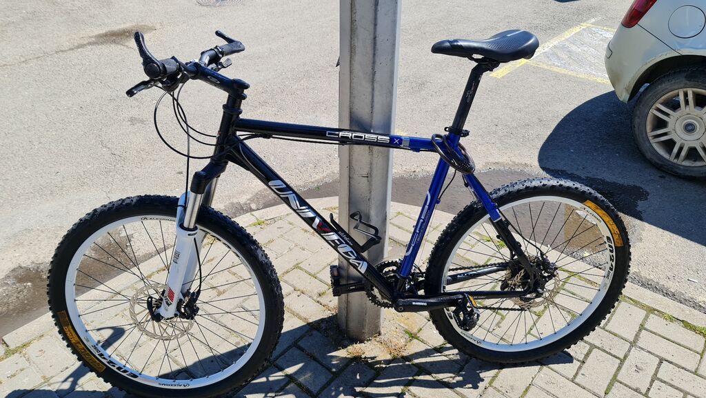 Univega Cross X planinski bicikl - Ram: aluminijumski, veličina okvir
