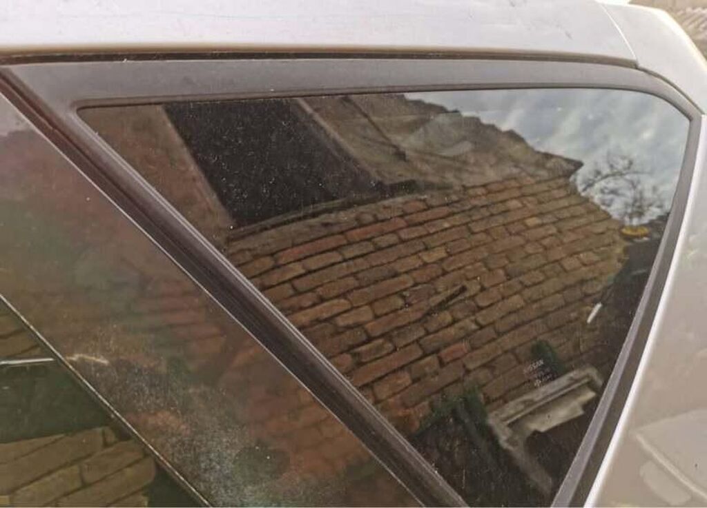 STAKLA ZA NISSAN MURANO | nissan murano zadnja bocna stakla komad