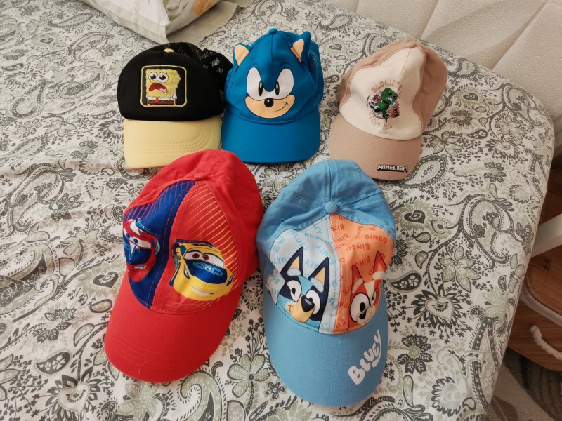 5 kačketa za dečake
