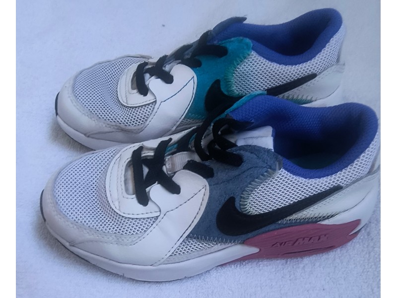 Nike Air Max Excee 31