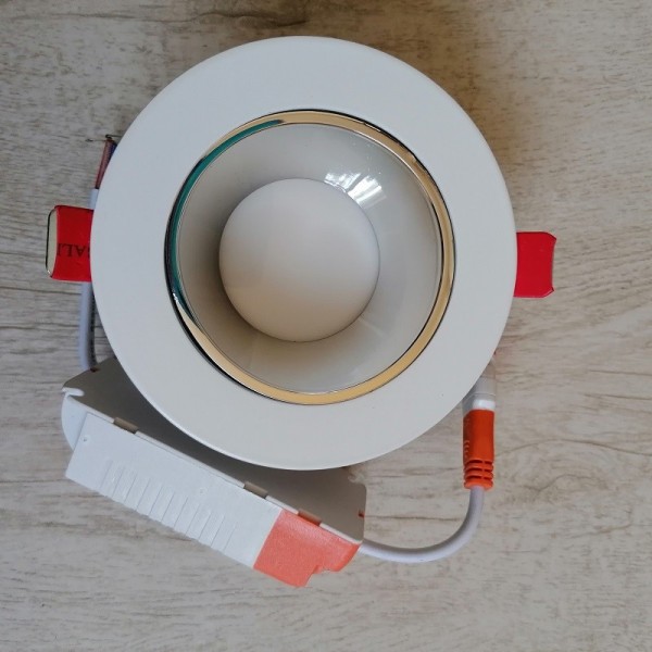 LED rozetna - ugradna lampa LUCIA 15W 6400K bela