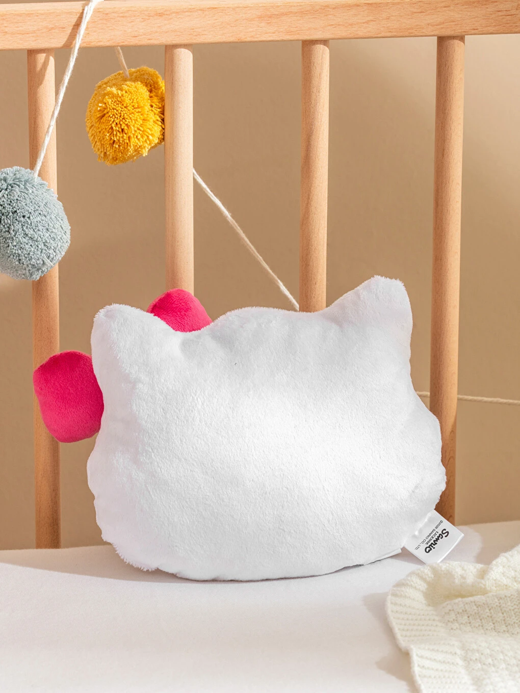 LCW HOME Hello Kitty Vezeni Plišani Jastuk 23 Cm