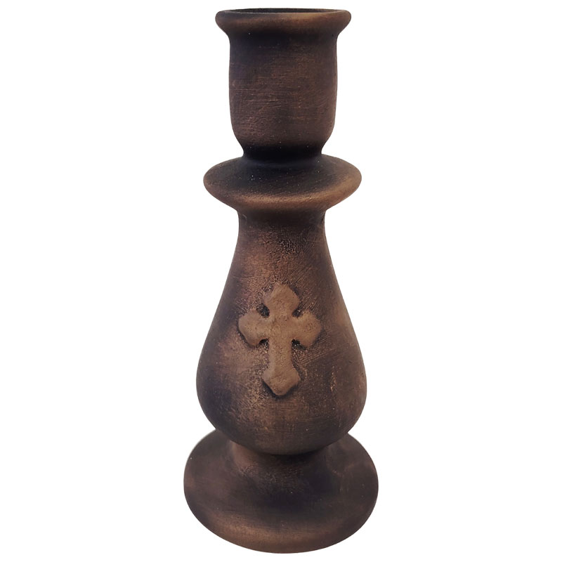 Keramički svećnjak sa reljefnim krstom – tamnosmeđa boja (17,5x7,5) cm