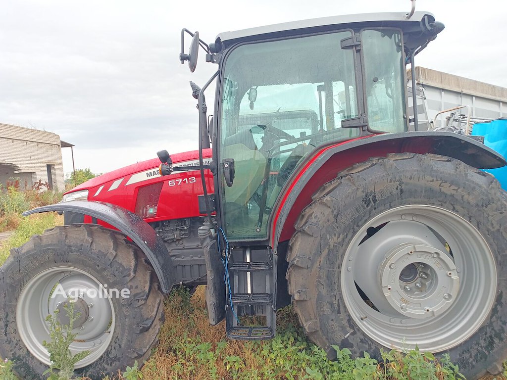 Massey Ferguson 6713 traktor točkaš
