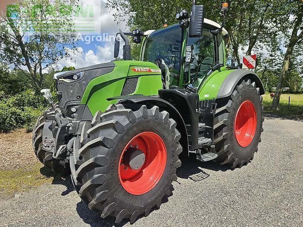 Fendt 724 gen7 profi plus traktor točkaš