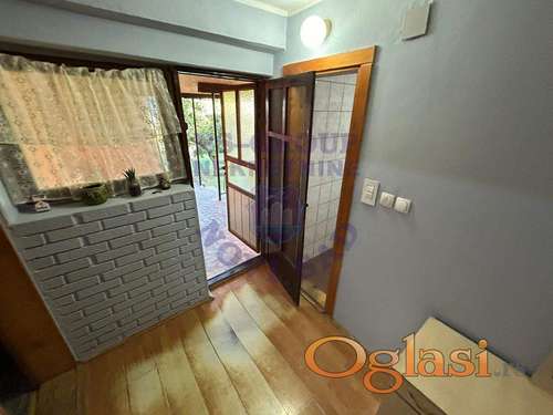 Prizemna kuća od 142m² na placu od 496m²!