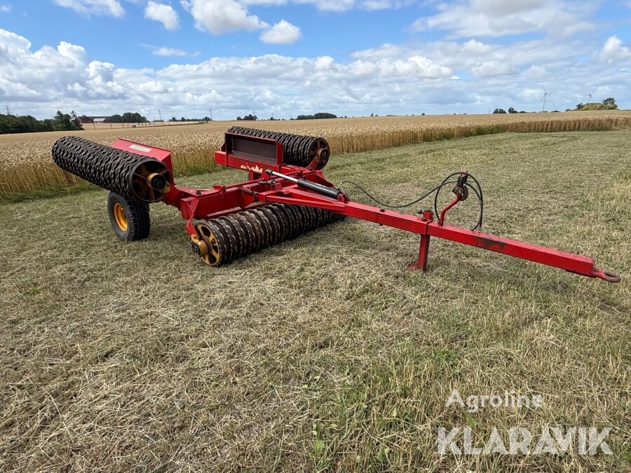 Prodaje se Väderstad Rollex 620 kembridž valjak na aukciji