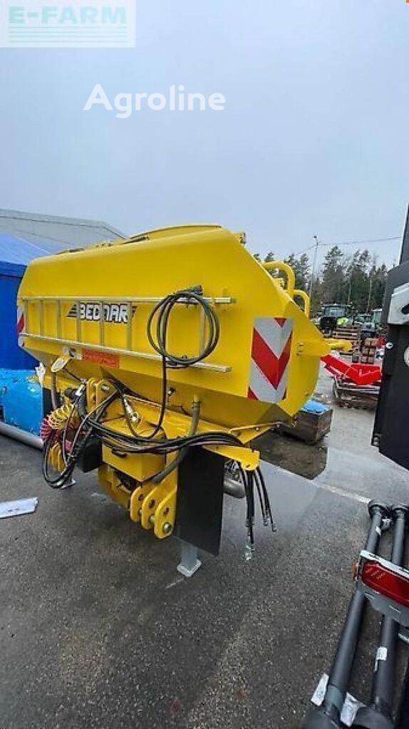 Bednar ferti-box fb 3000 ručna sejalica