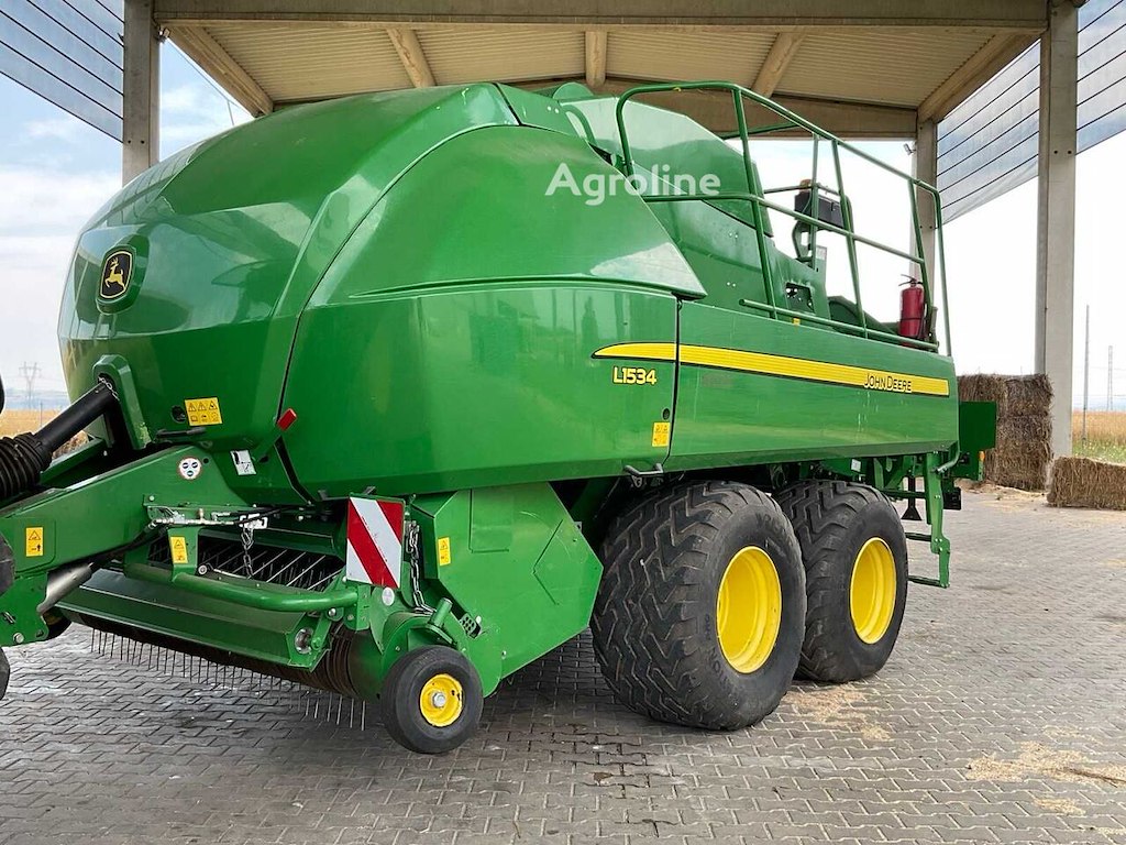 Prodaje se John Deere L1534P balirku za četvrtaste bale na aukciji