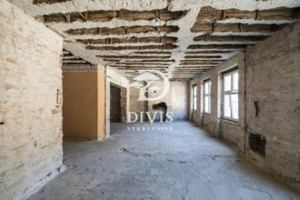 Jelene Ćetković, Petosoban stan na prodaju, 241m2, 939.900€