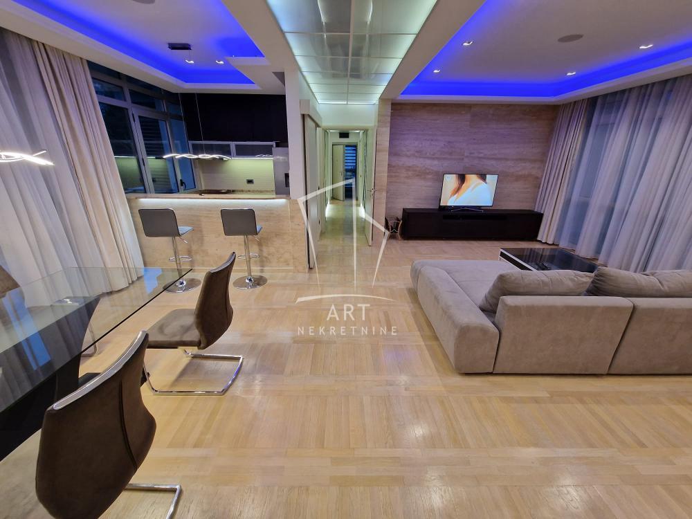 Velisava Vulovića, Četvorosoban stan za izdavanje, 148m2, 2.400€