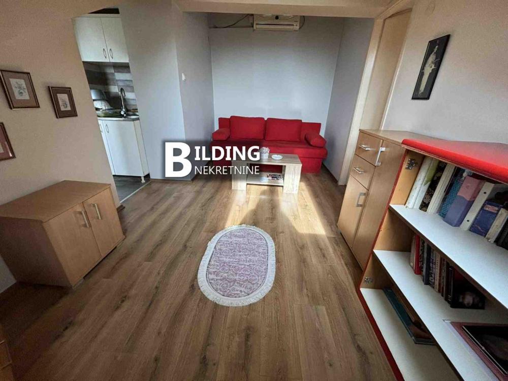 Koste Nađa, Jednoiposoban stan za izdavanje, 37m2, 350€