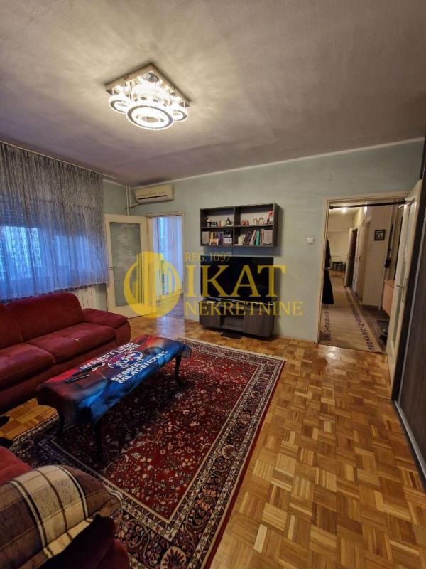 Gandijeva, Četvorosoban stan za izdavanje, 94m2, 1.250€