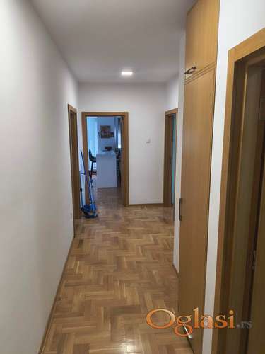 Namešten stan 75 m² – Centar Temerina