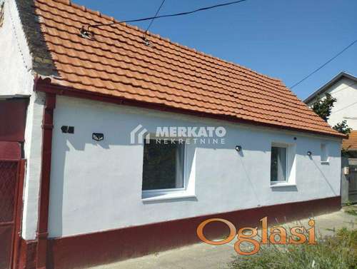 Renovirana dvosobna kuća 64m2, Mičkei, Zrenjanin ID#1500
