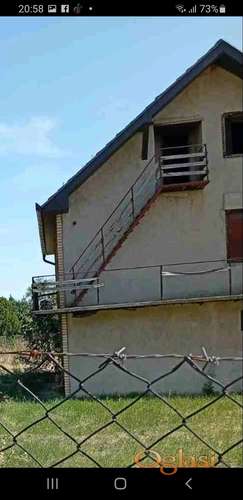 Spratna kuća, veliki plac, Kragujevac, naselje Korićani