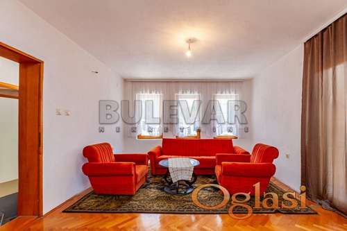 Na prodaju kuća na Bubnju, 184m2