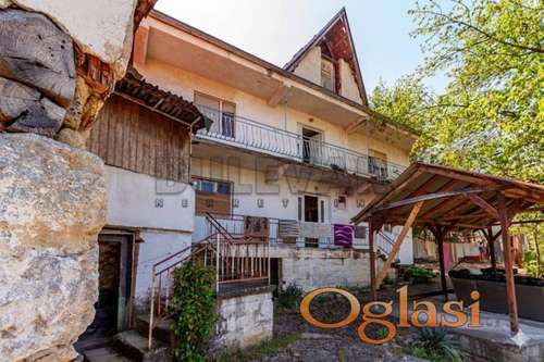 Kuća 180m2, Ostrovica