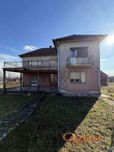 Na prodaju kuća u Resniku