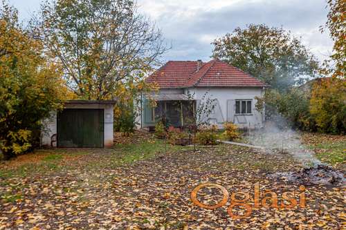 Porodična kuća 105m2, garaža 15m2, plac 500m2, Aleksandrovo kod Merošine