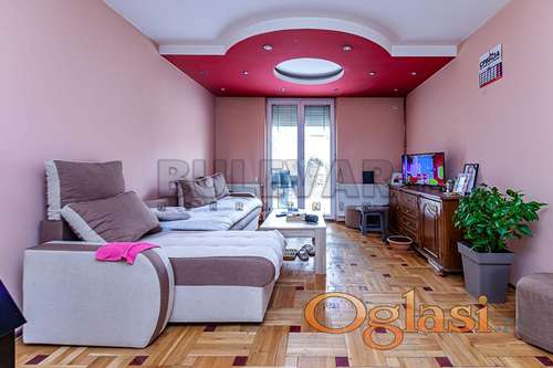 Kuća u nizu, Trošarina, 292 m2, 1,33 ari placa