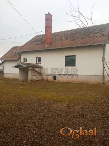 Novo Selo, Velika Plana, kuća 89 m2, pomoćni objekti 73m2 i 61m2, plac 2496 m2
