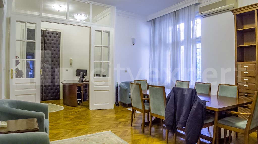 Poslovni prostor za izdavanje BEZ PROVIZIJE: Ostalo, 140m², Desanke Maksimović, Vračar - 1550€