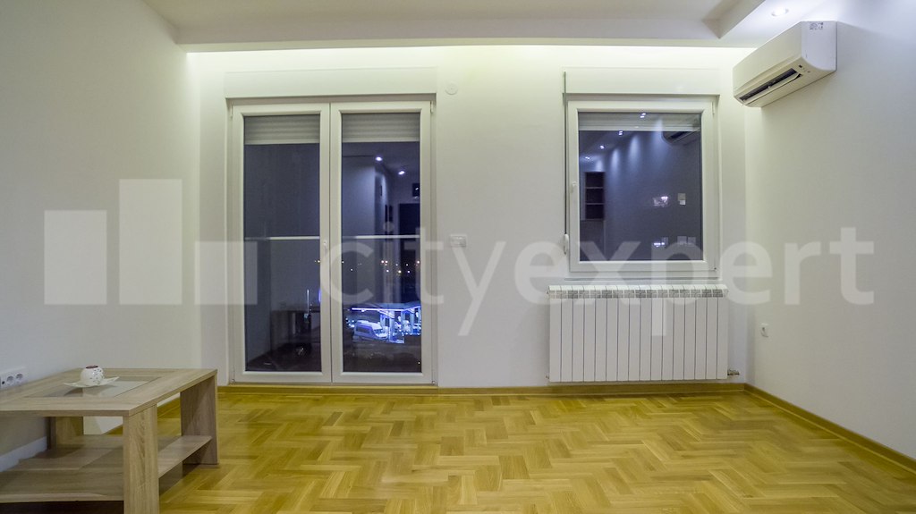Stan za izdavanje BEZ PROVIZIJE: Garsonjera, 30m², Lazara Kujundžića, Čukarica - 500€