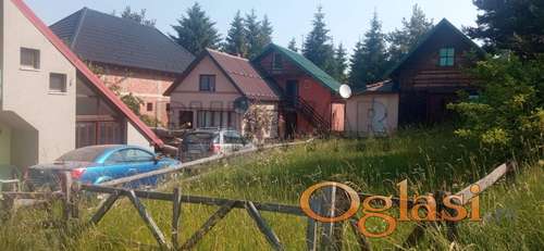 Apartmani na Zlataru - Tri stambena objekta sa zemljištem, u blizini RH centra