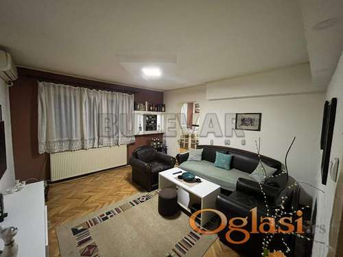 Stan u kući 122m2 sa lokalom 20m2 kod Doma zdravlja