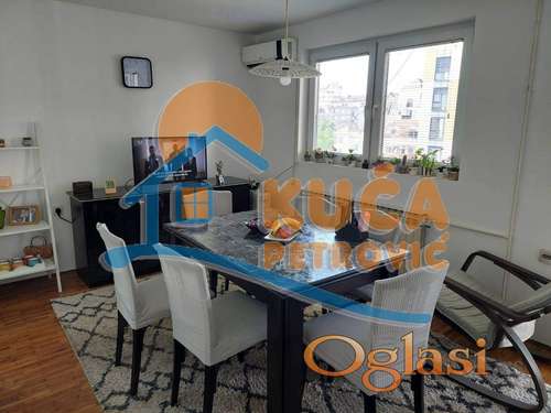 Na prodaju duplex stan u kuci kod doma zdravlja