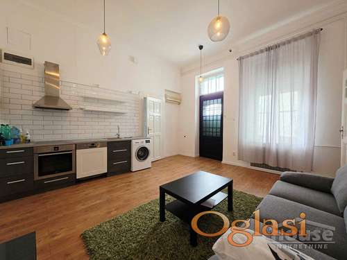 STAN - NOVI SAD - CENTAR - 44m2 - 150000 evra