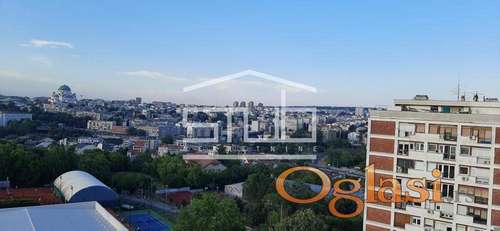 Uknjižen 3.0 stan u Ljutice Bogdana, prodaja! ID#1589
