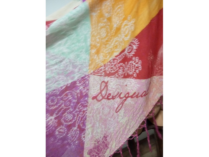 DESIGUAL-velika ešarpa kupite 5-platite 4