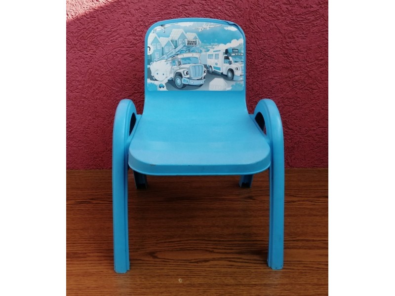 Plava plastična stolica za decu